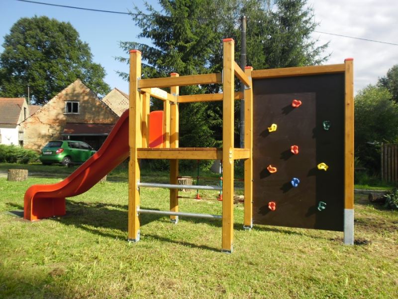 Modulární sestava Camelot M6 100 | hriste-zahrada.cz | Hřiště, skluzavky, klouzačky a další, do ...